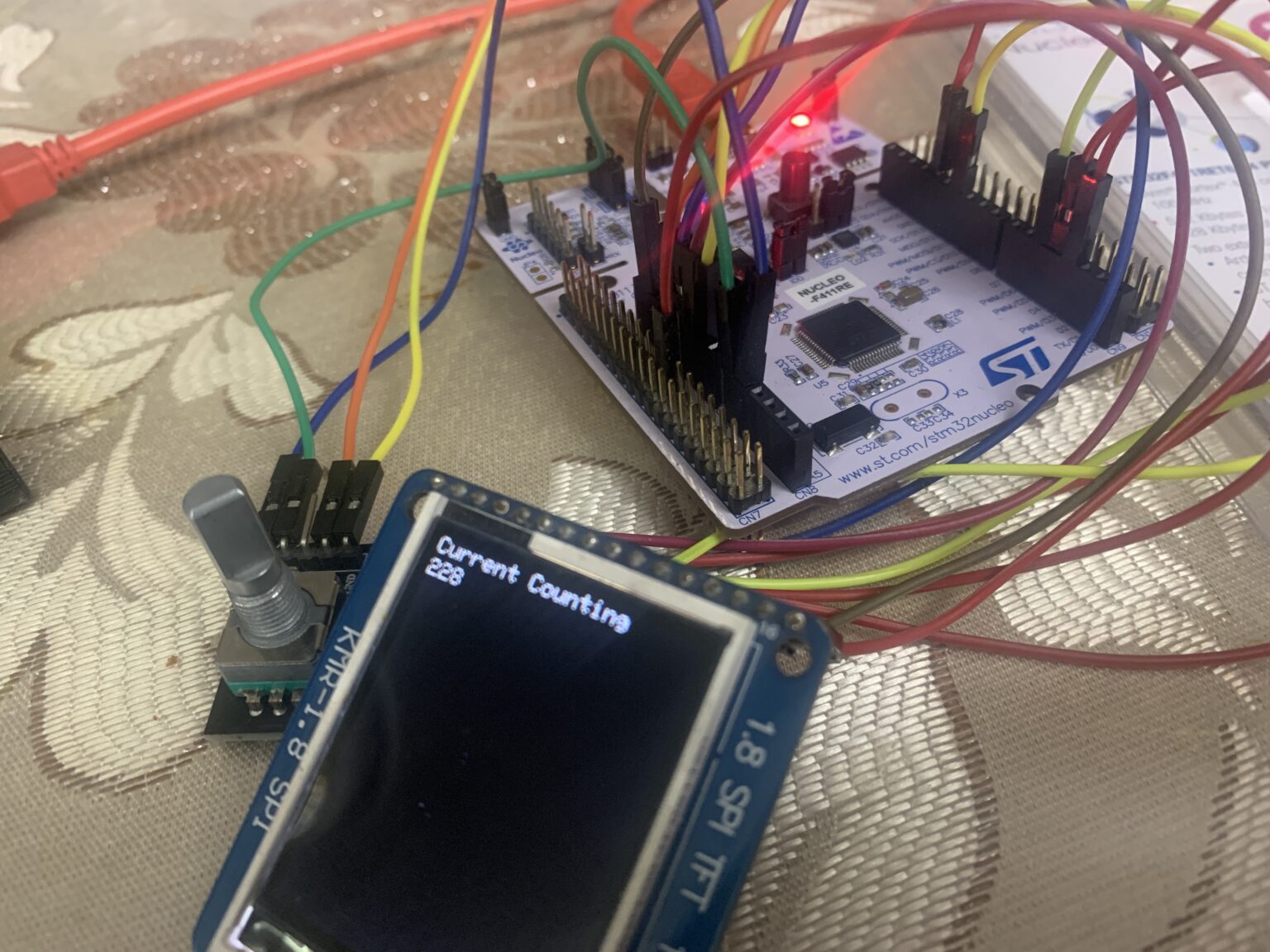 Working with SPI displays and STM32: Driving ST7735 – EmbeddedExpertIO